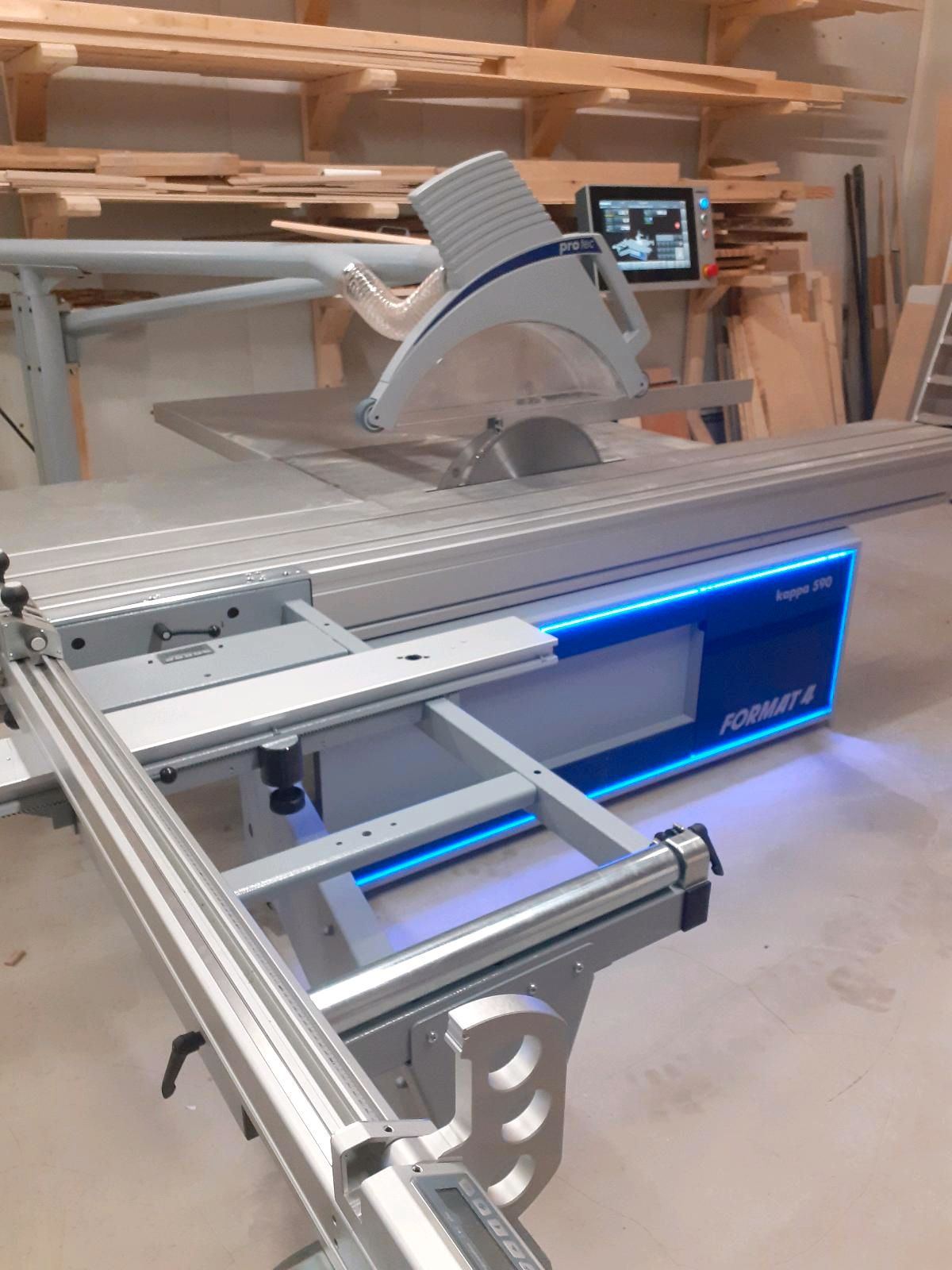 Lohnarbeit / Sägen, Fräßen, Hobeln Montage etc. | Zimmerer-Treffpunkt